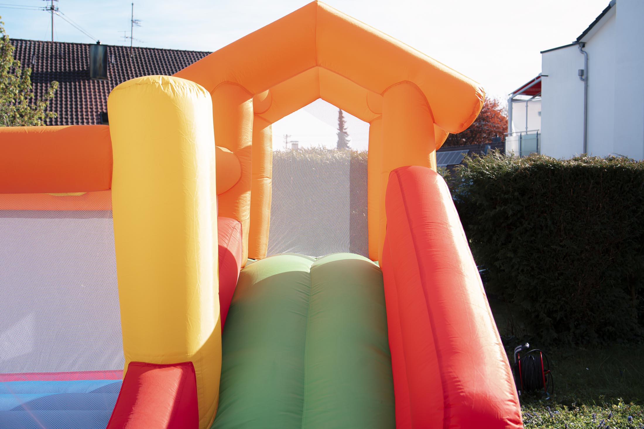 01 Regenbogen – Springmania-Verleih